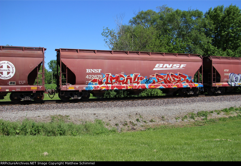 BNSF 3 Bay Covered Hopper